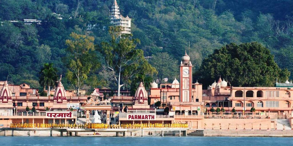 Places to Visit in Rishikesh 2025 - Kanatal Heights